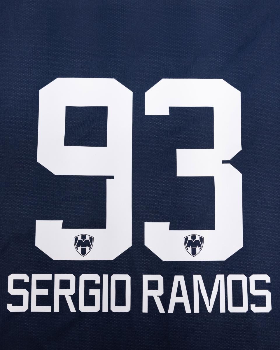 Rayados ha vendido cientos de playeras de Sergio Ramos en apenas el primer día